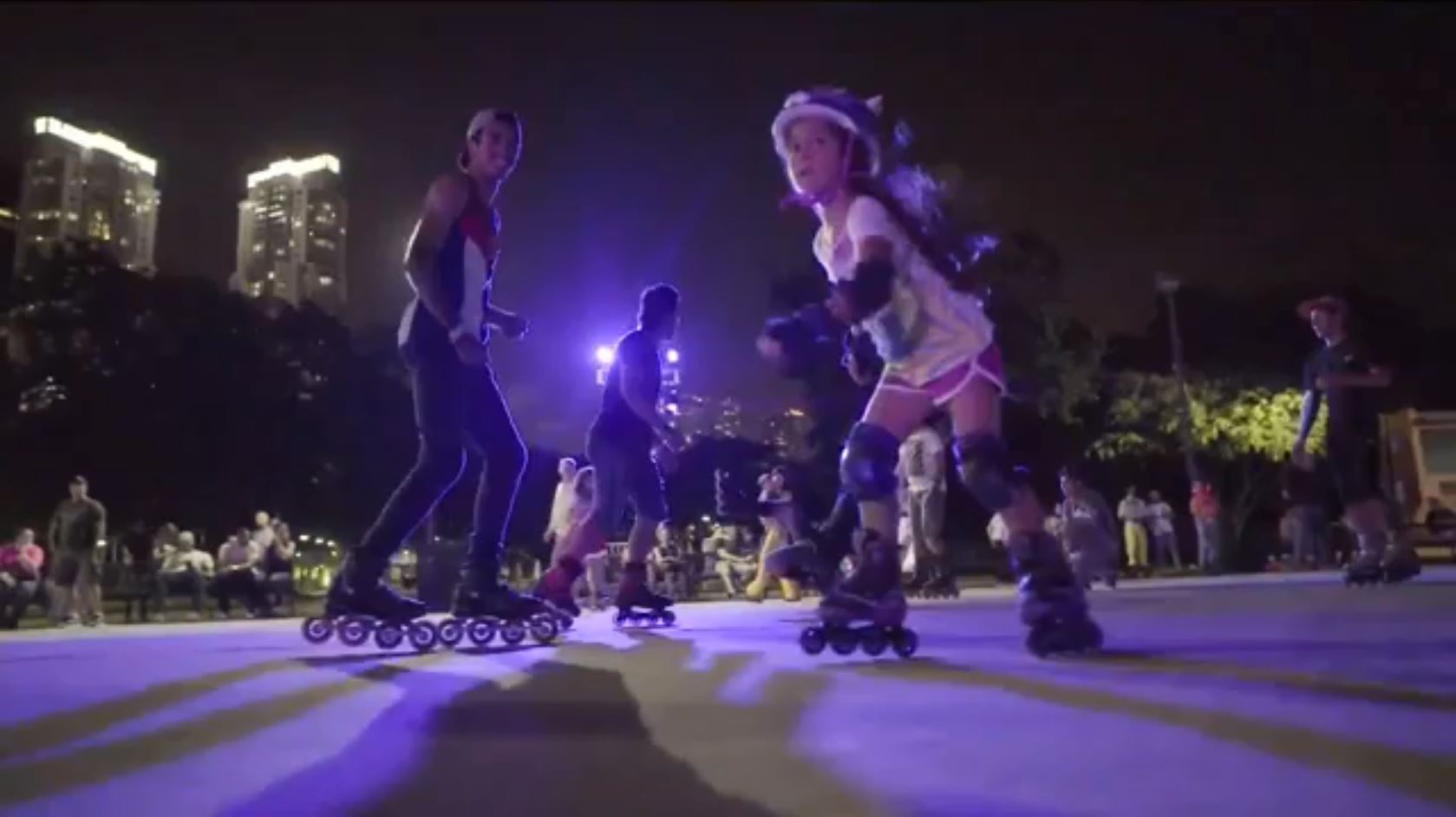 Roll into Christmas with Bayskate Holiday Boogie at Bayfront Park ...