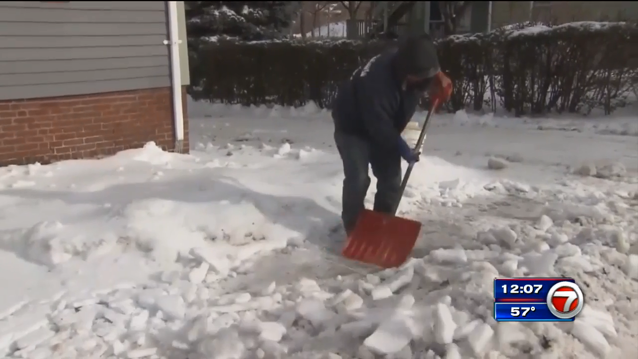 Heavy snow hitting parts of Midwest; dangerous cold coming - WSVN 7News ...