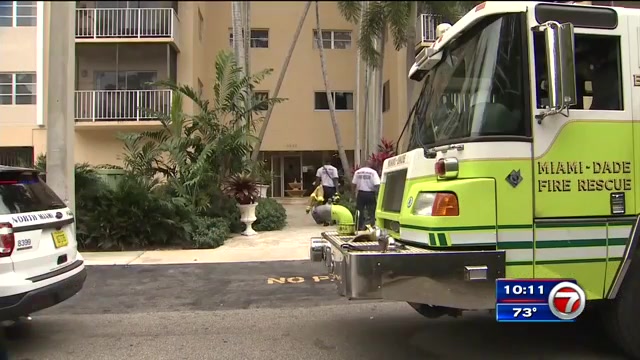 Crews battle fire at North Miami apartment building; no injuries - WSVN ...