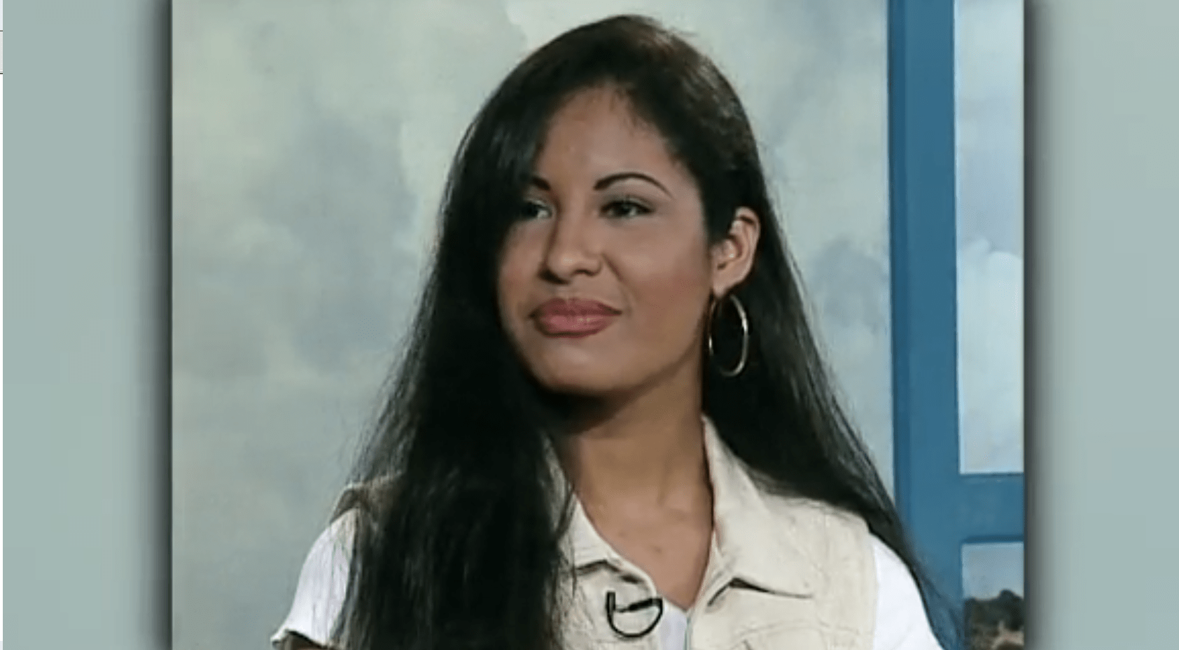New Selena mural graces slain singer’s Texas neighborhood - WSVN 7News ...