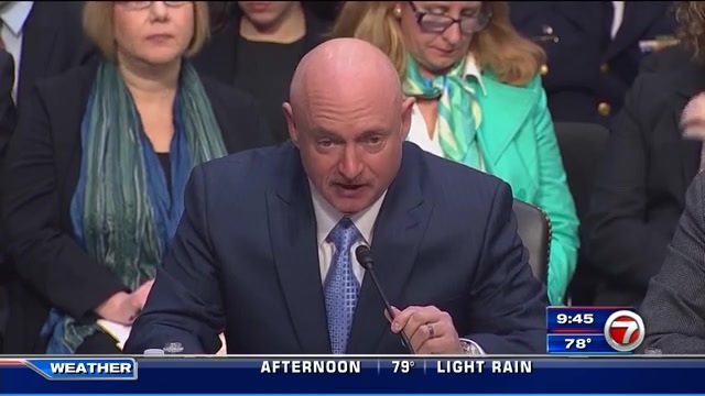 Mark Kelly announces run for McCain Senate seat in Arizona – WSVN 7News ...