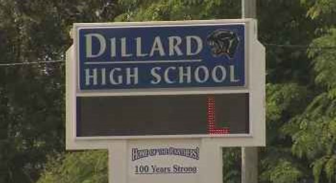 Lockdown lifted at Dillard High School in Fort Lauderdale - WSVN 7News ...