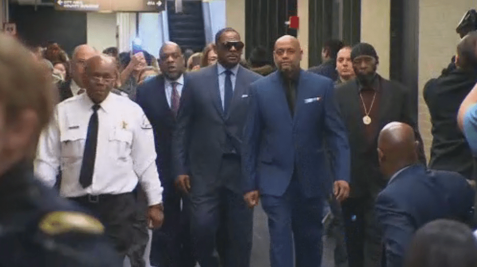 Prosecutors charge 3 with threatening women in R. Kelly case - WSVN ...