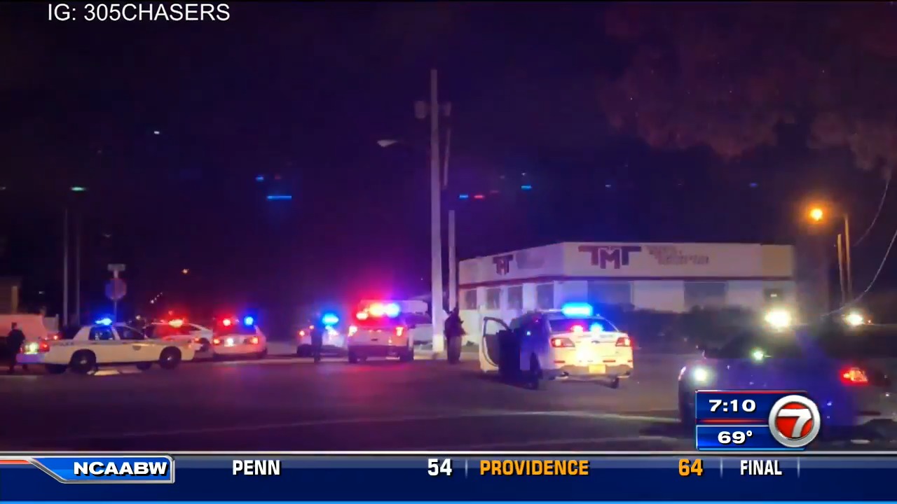 Police set up perimeter in Miami following chase, bailout - WSVN 7News ...
