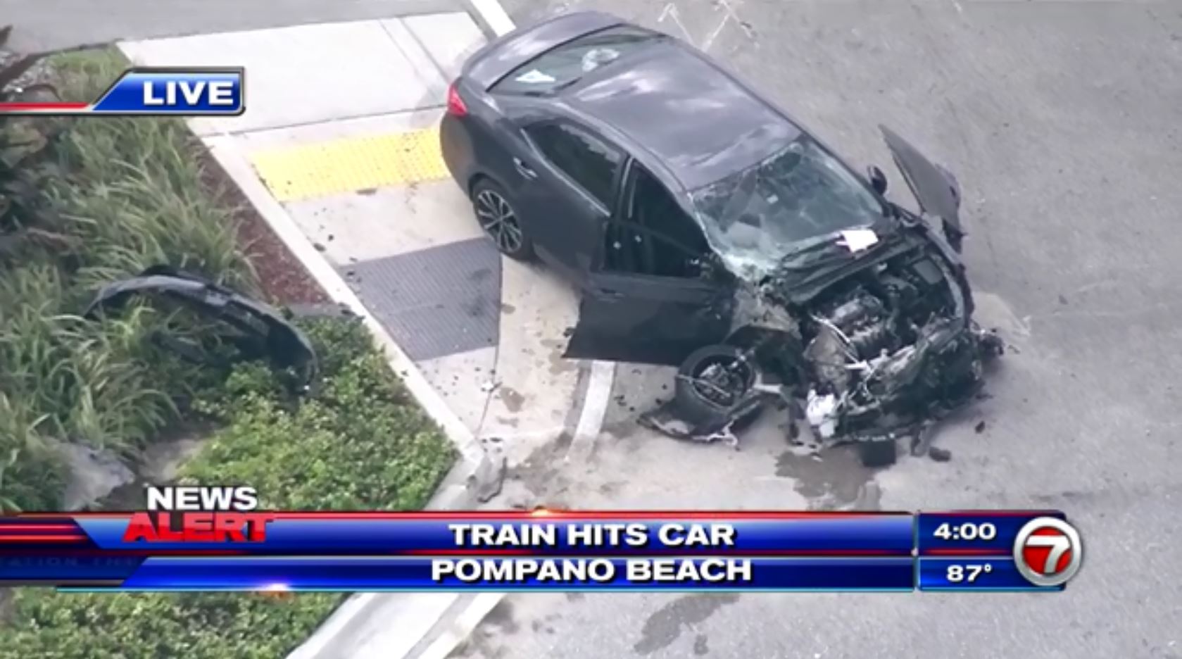 2 Hospitalized After Brightline Train Hits Car In Pompano Beach Wsvn