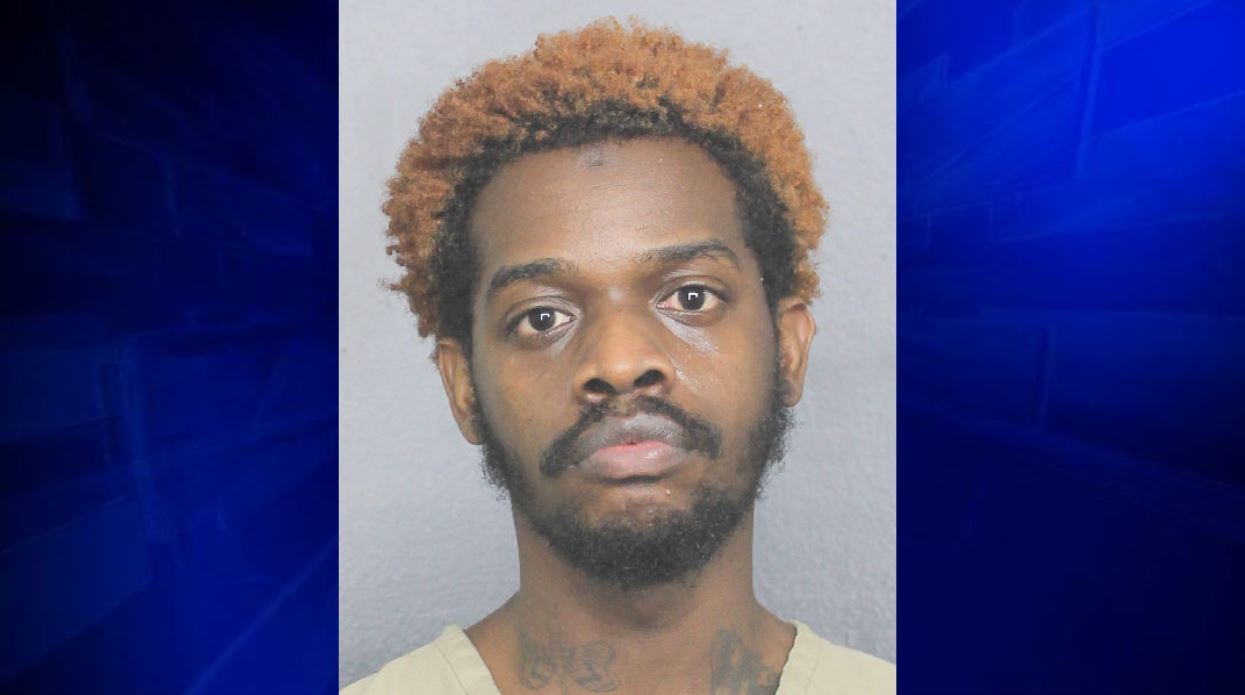 Police arrest man suspected of robbing Hollywood CVS on New Year’s Day ... Police arrest man suspected of robbing Hollywood CVS on New Year’s Day ...