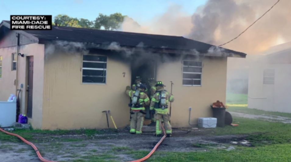 House catches fire in SW Miami-Dade - WSVN 7News | Miami News, Weather ...