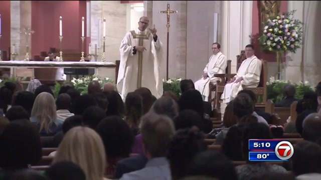 South Florida’s Christians celebrate Easter Sunday - WSVN 7News | Miami ...