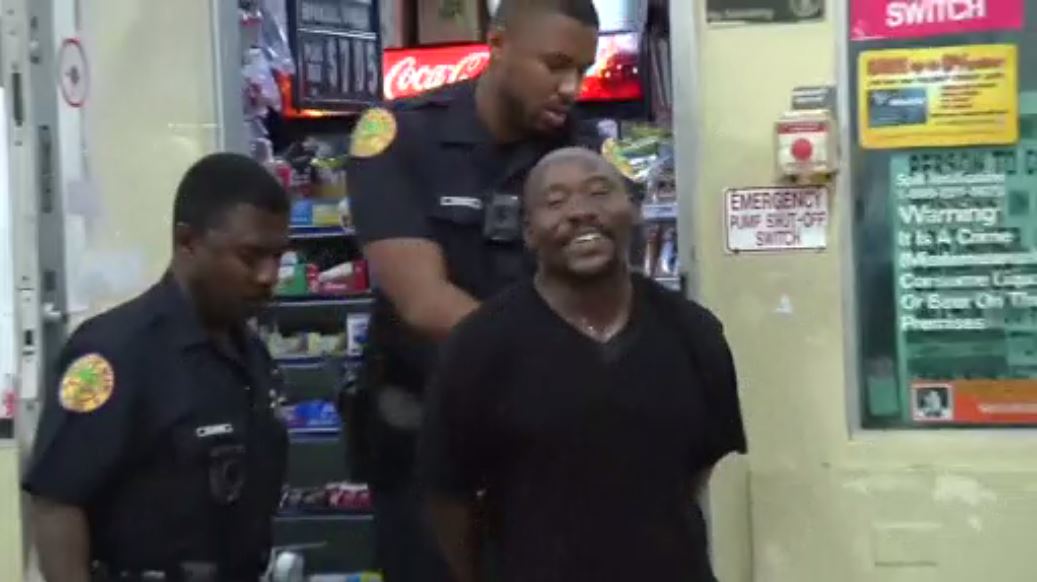 Beer bandit arrested after targeting Miami gas station for 2nd time ...