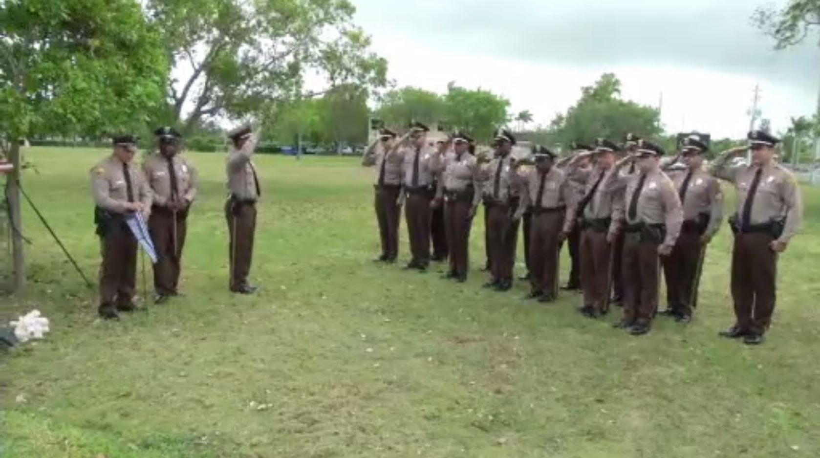 Miami-Dade Police officers gather to remember fallen officer - WSVN ...