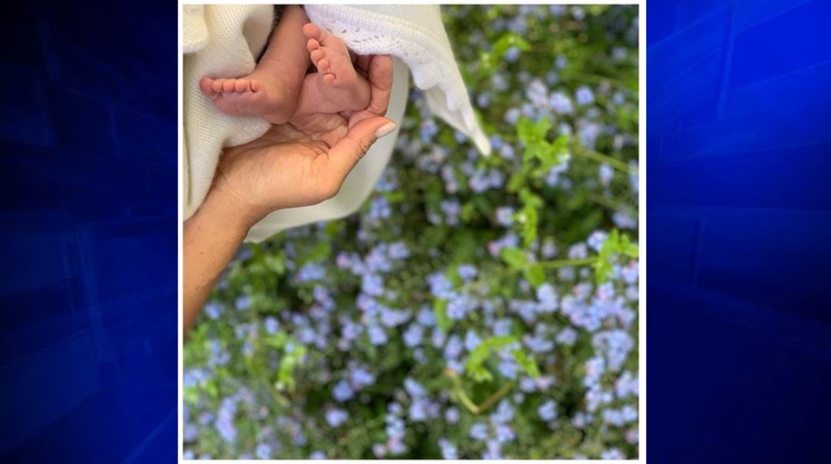 Meghan, Harry release baby feet photo for US Mother’s Day - WSVN 7News ...