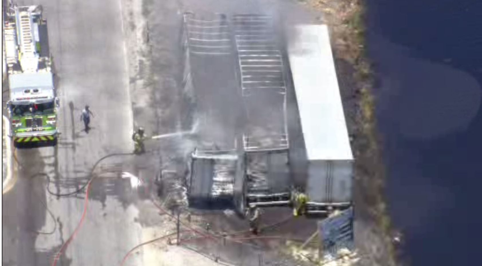 3 shipping trailers catch fire in Medley - WSVN 7News | Miami News ...
