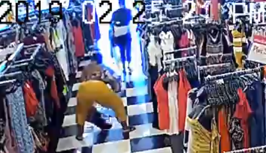 Surveillance video shows shoplifting suspect dancing in store before ... Surveillance video shows shoplifting suspect dancing in store before ...