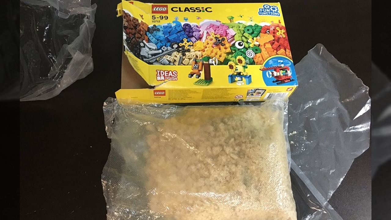 Child finds $40,000 of meth inside LEGO box - WSVN 7News | Miami News ...
