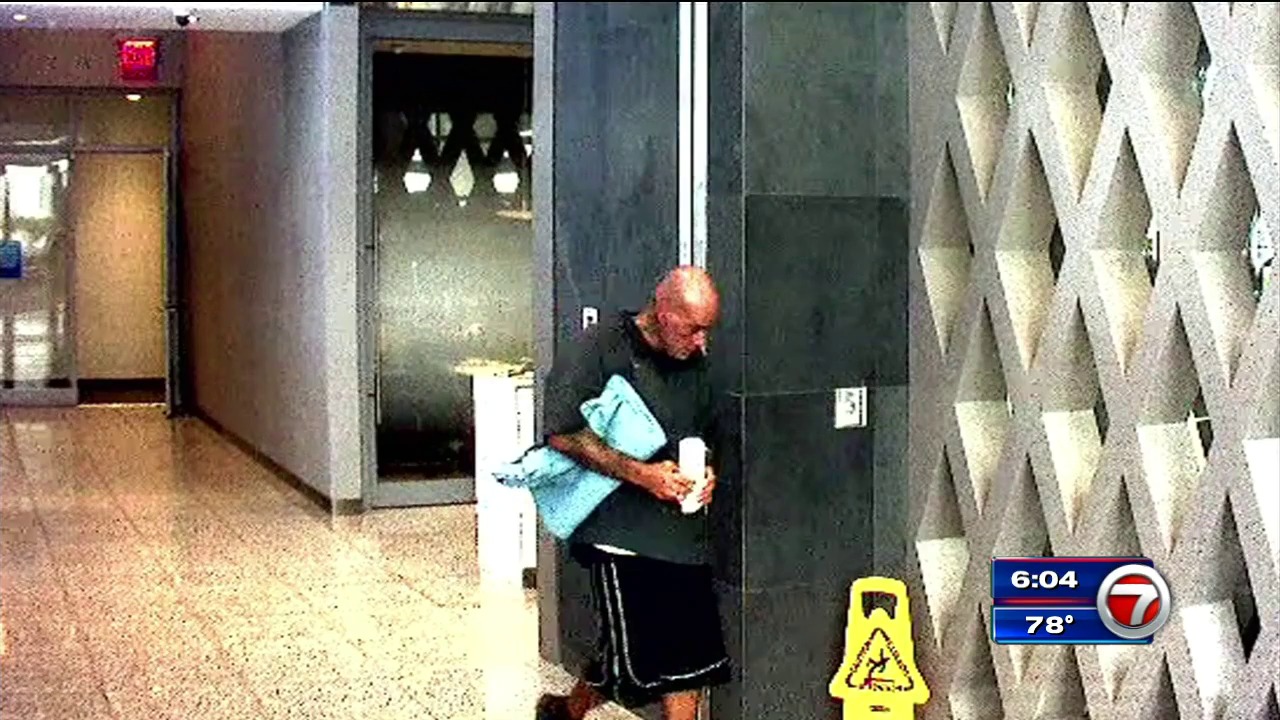 FBI releases photos of suspected Miami bank robber - WSVN 7News | Miami ...