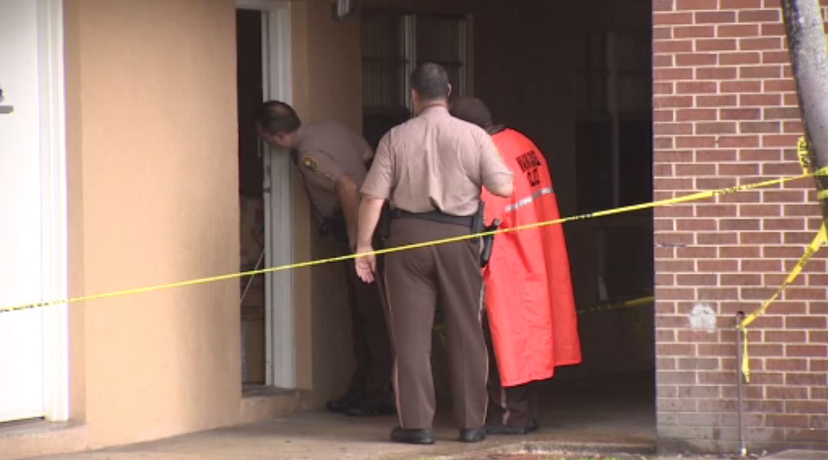 Man Hospitalized After Strong Armed Robbery In Nw Miami Dade Wsvn