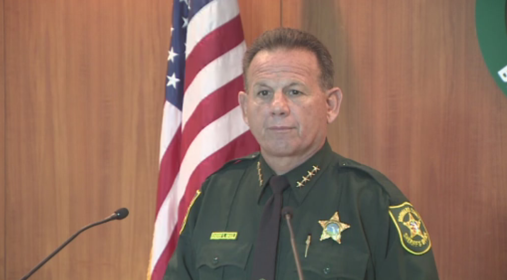 Former Broward Sheriff Scott Israel gets job reviewing red light camera ...