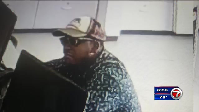Police searching for man in theft of iPhones from Miami Sprint store ...