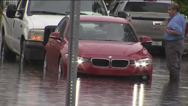 Heavy rains cause street flooding in parts of Miami-Dade - WSVN 7News ...