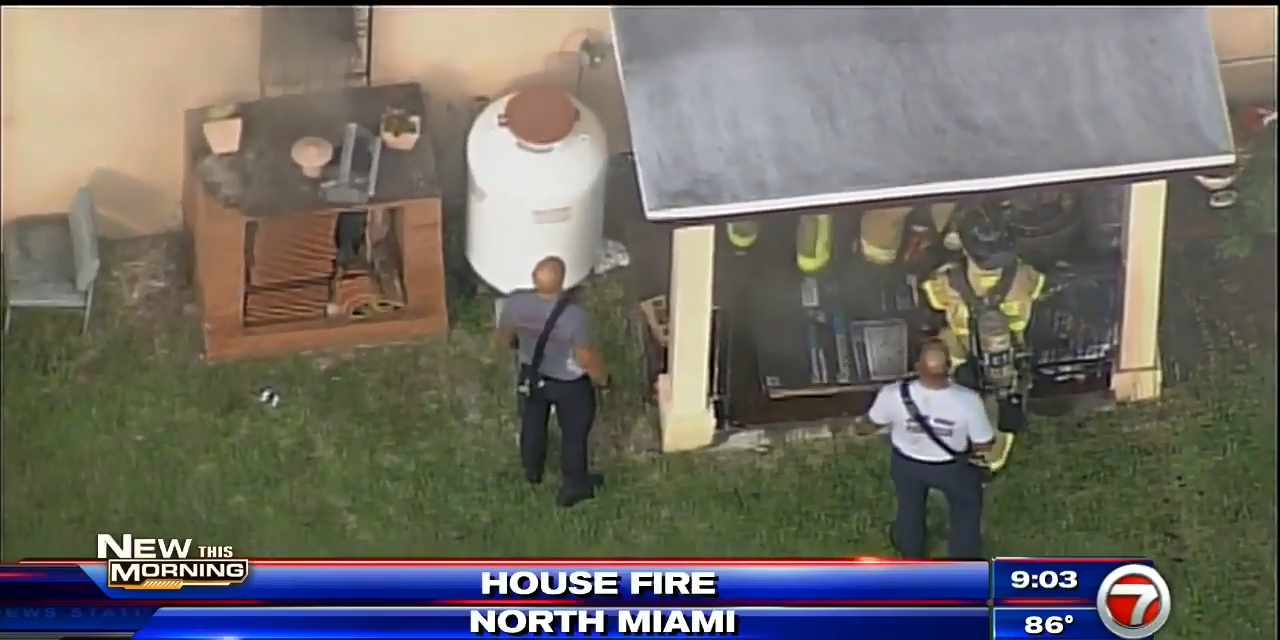 Firefighters Help 4 People Escape From Fire Inside North Miami Home
