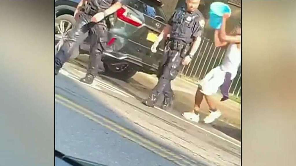 Videos of water being dumped on police officers create stir – WSVN ...