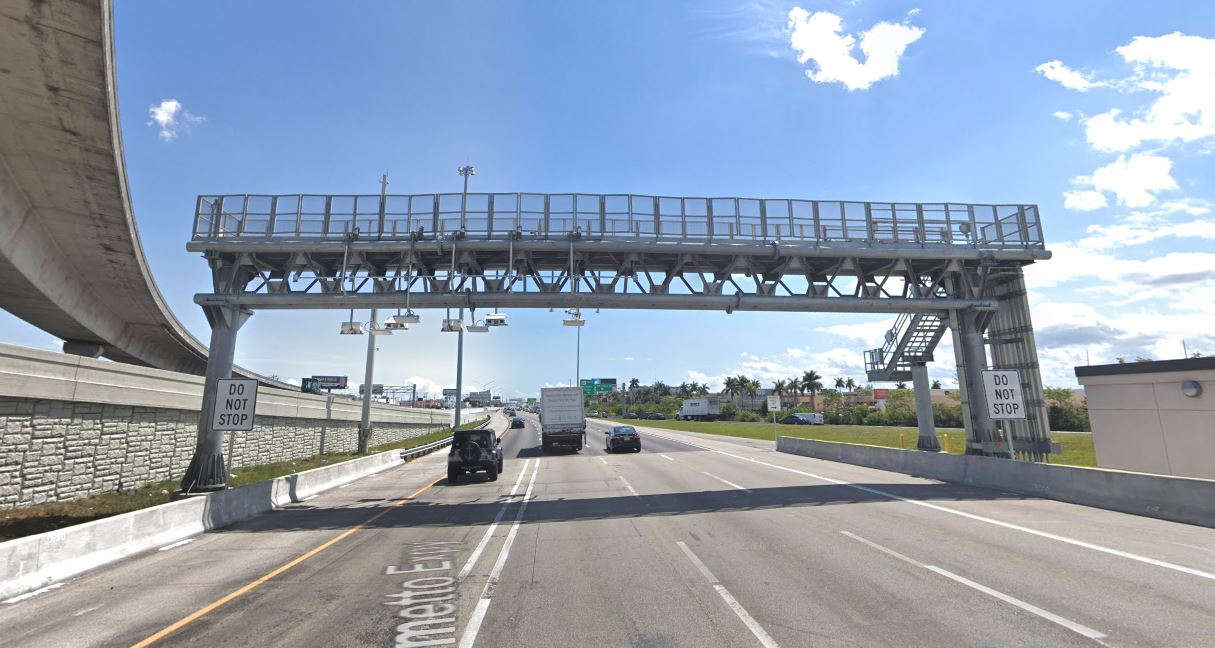 FDOT to begin installing express lane markers on Palmetto Expressway ...