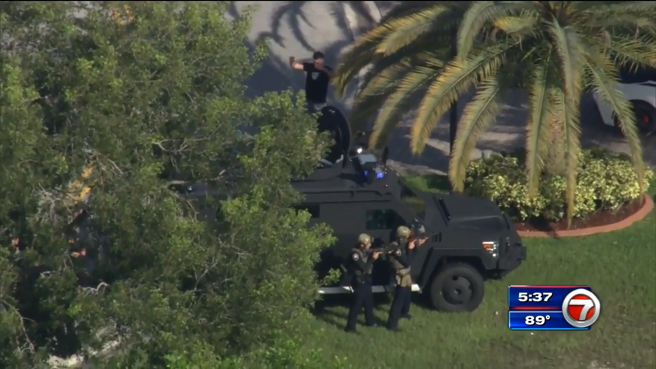 Police respond to possible swatting call in Pembroke Pines neighborhood ...
