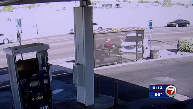 Driver narrowly misses woman in wheelchair before crashing into Phoenix ...