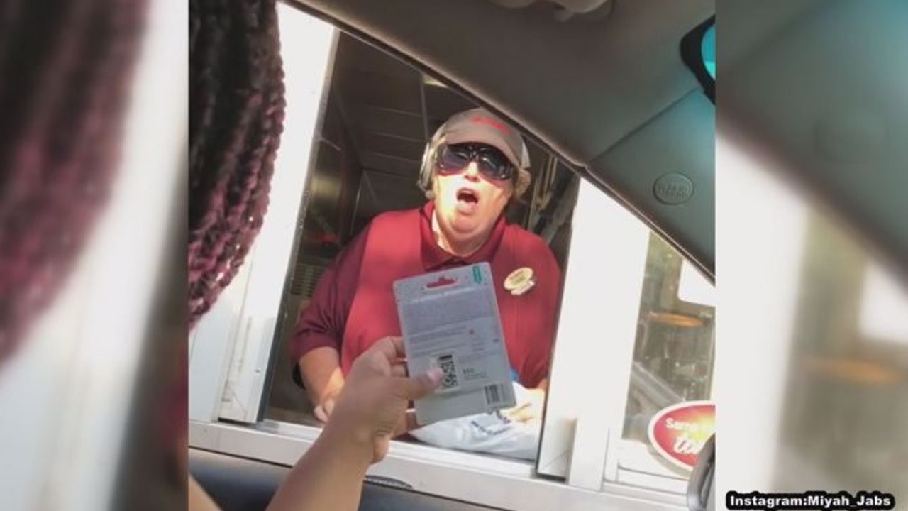 Uber driver surprises passenger with new dress and gift card - WSVN ...