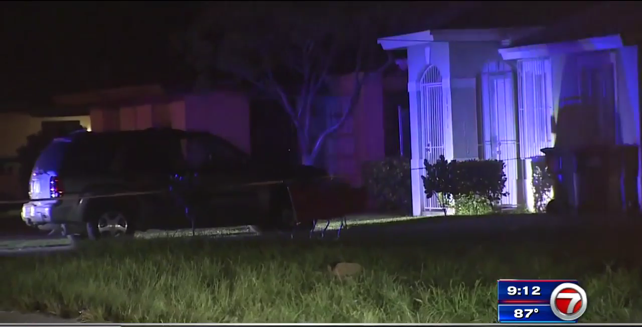 3 Hospitalized After Drive By Shooting In Sw Miami Dade Wsvn 7news
