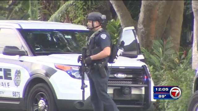 Man dead, 1 hospitalized after shooting, police standoff in Fort ...