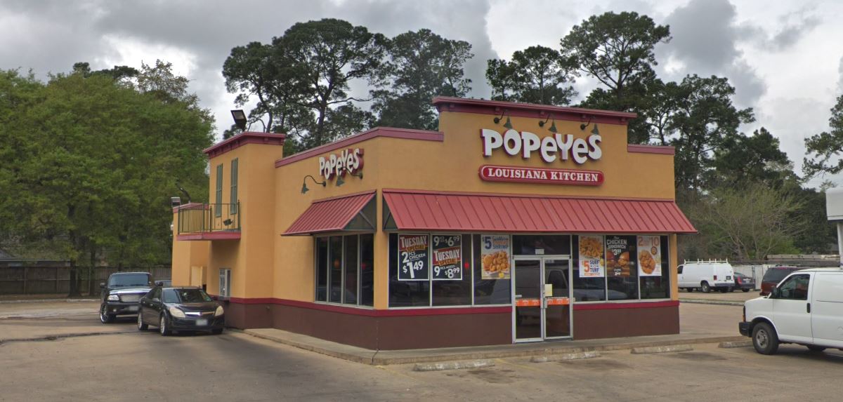 Texas Popeyes ran out of chicken sandwiches, man pulls gun - WSVN 7News ...