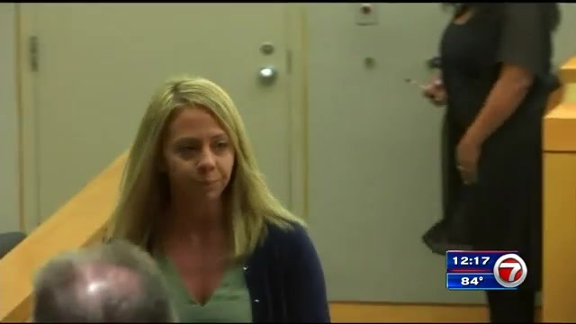 Dallas officer who fatally shot neighbor faces sentencing - WSVN 7News ...