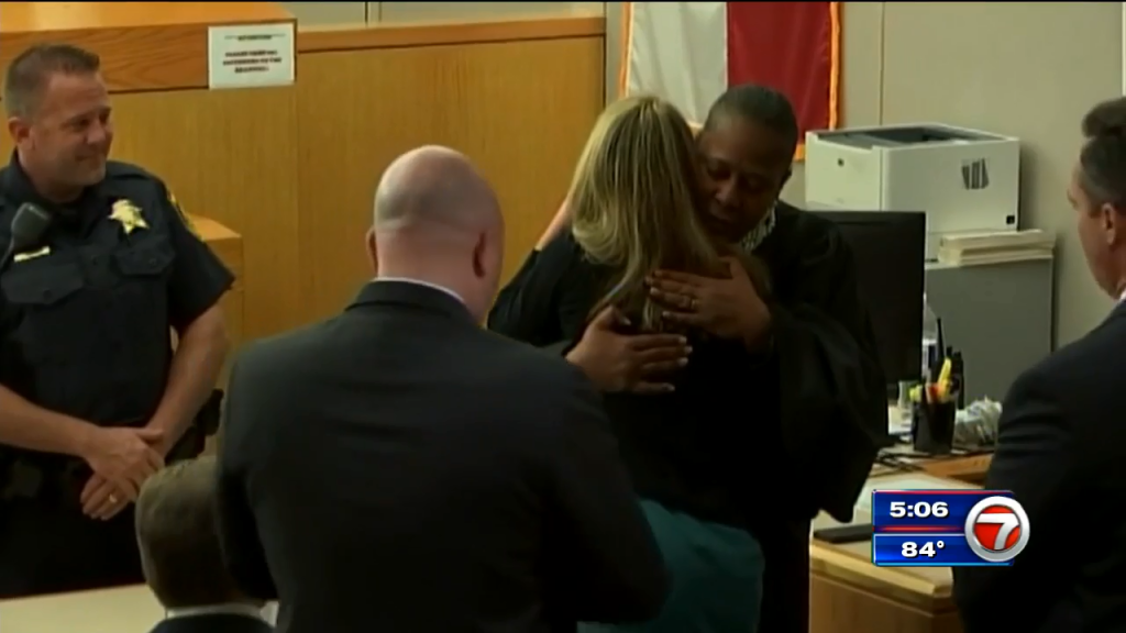 Judge says she couldn’t refuse convicted ex-cop a hug – WSVN 7News ... Judge says she couldn’t refuse convicted ex-cop a hug – WSVN 7News ...