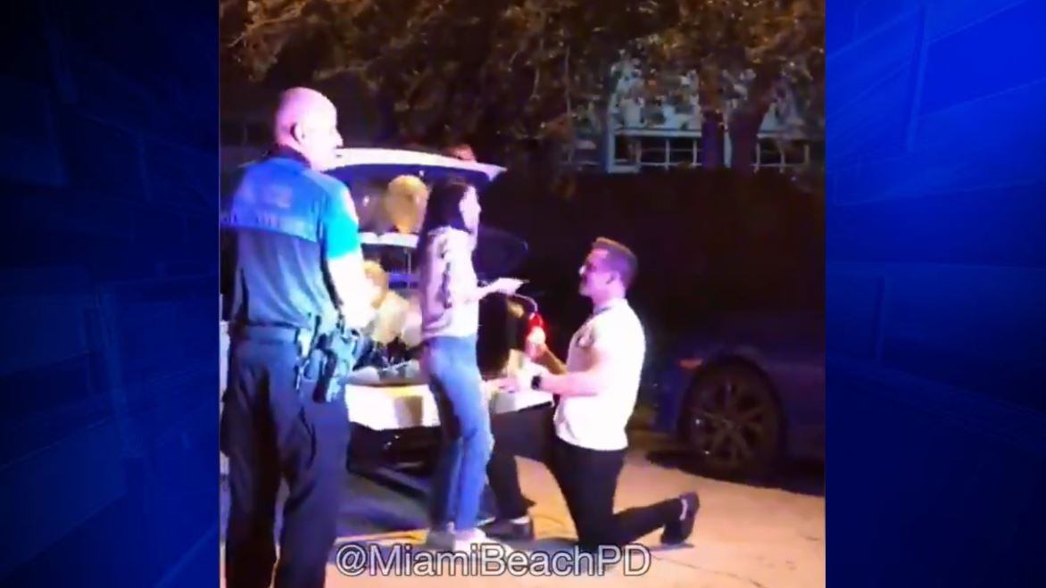 Miami Beach Police Help Man With Surprise Proposal Wsvn 7news Miami