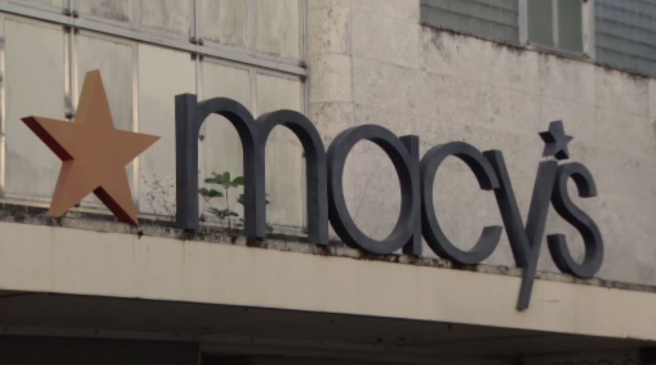 Macy’s to close 125 stores, shed 2,000 corporate jobs - WSVN 7News ...