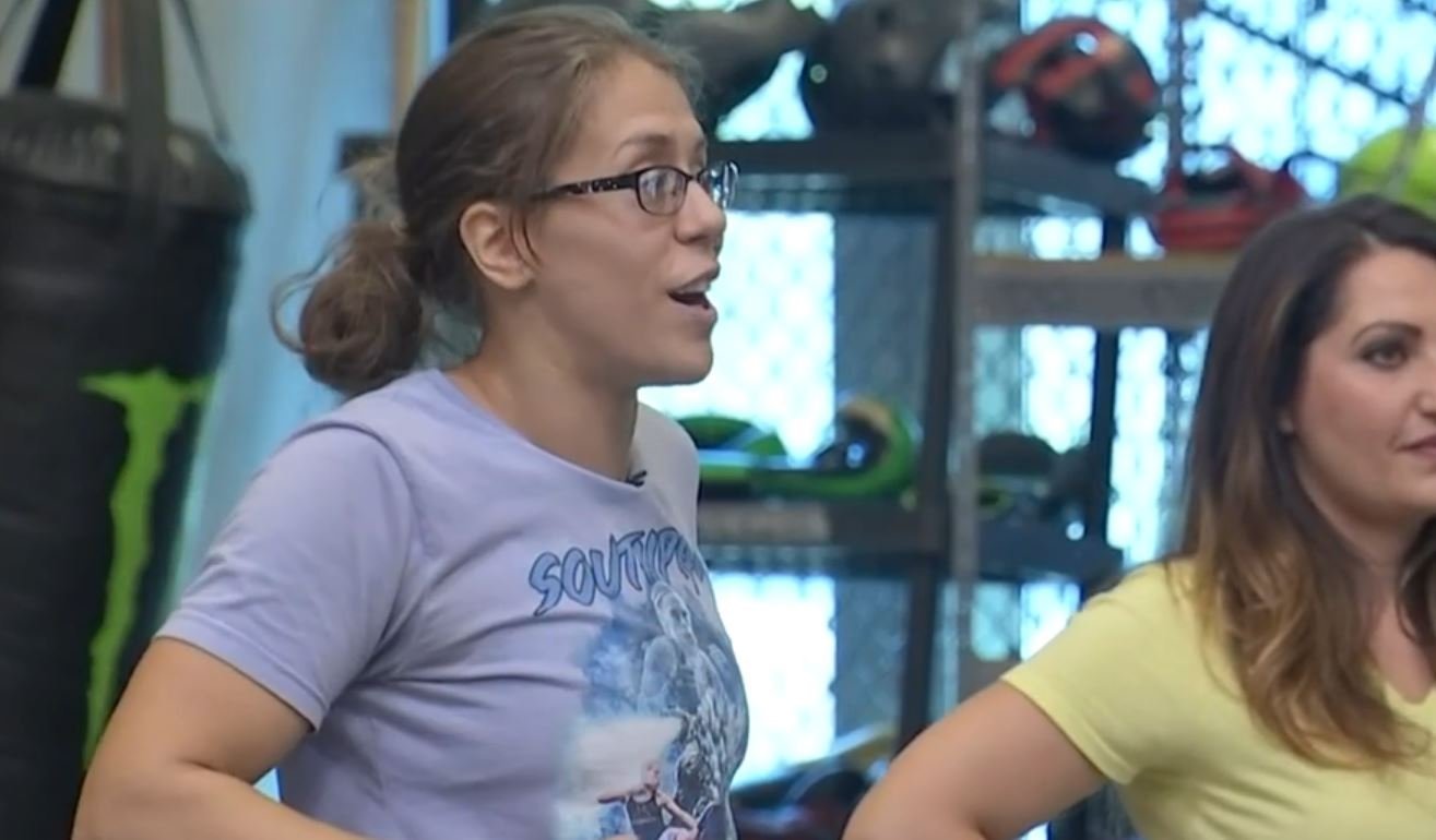 Las Vegas woman is first female professional MMA fighter with autism ...