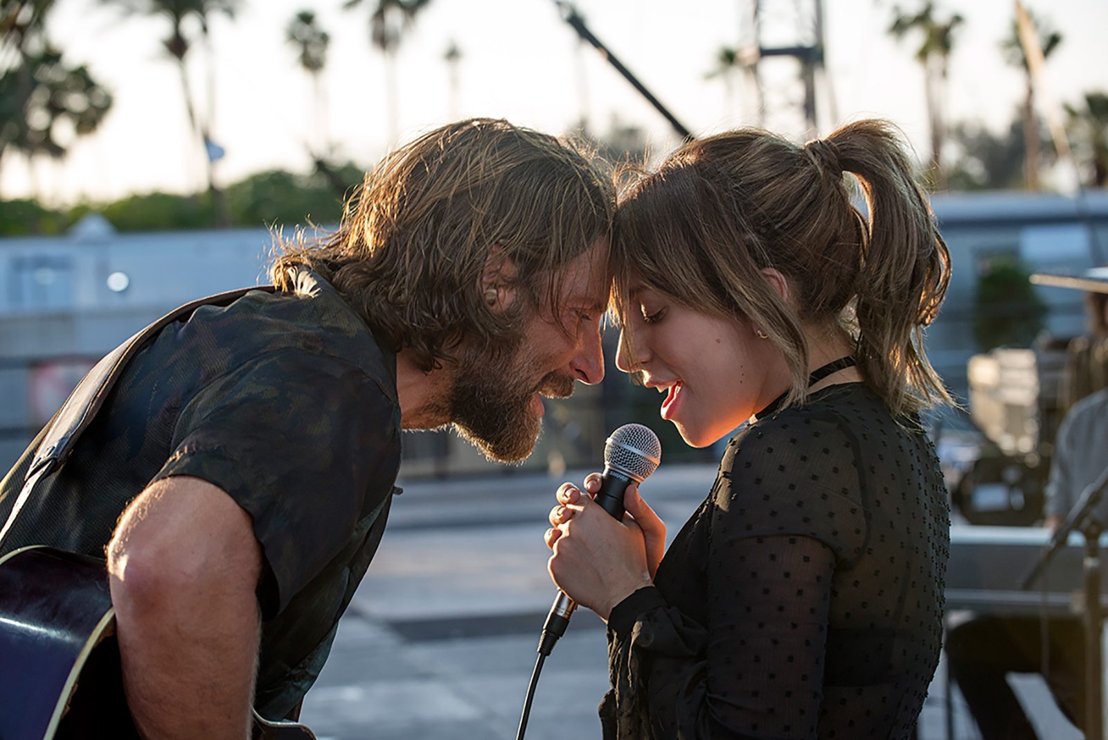 Lady Gaga tells Oprah the Bradley Cooper dating rumors were ‘silly ...