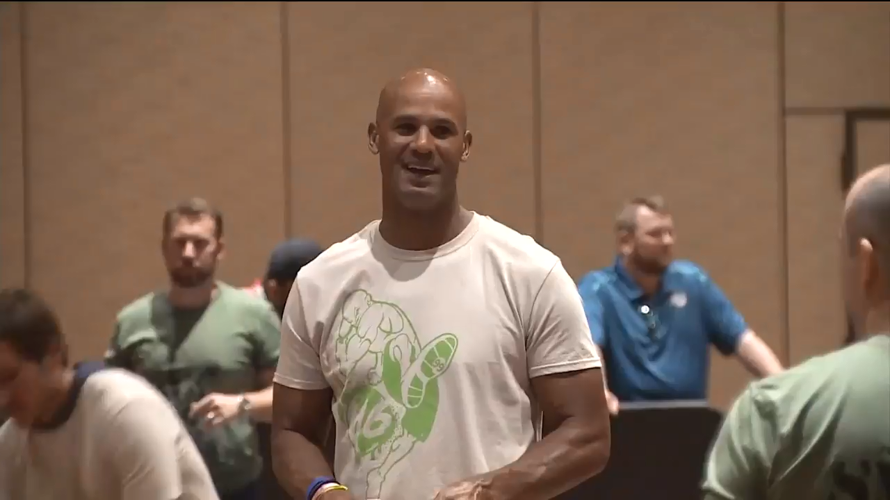 Former Dolphin DE Jason Taylor hosts annual ping pong tournament - WSVN ...