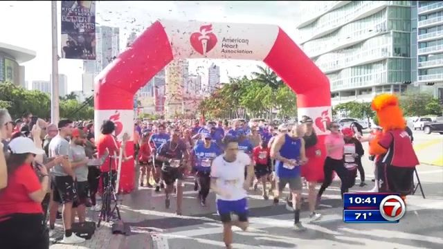 2019 Miami Dade Heart Walk And 5k Run Raises Over 320k For Research