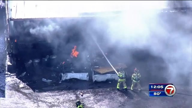 Firefighters Extinguish Large Junkyard Fire In Medley Wsvn 7news