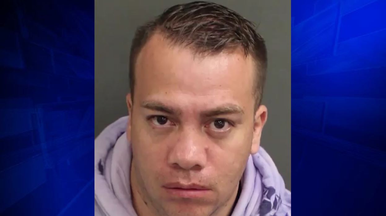 Man Accused Of Stealing Dozens Of Cellphones At Edc Orlando Wsvn