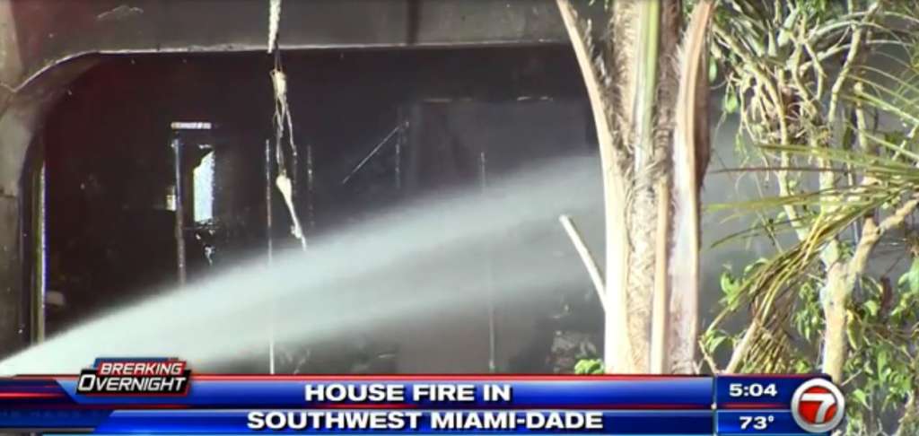 Crews extinguish house fire in SW Miami-Dade – WSVN 7News | Miami News ...