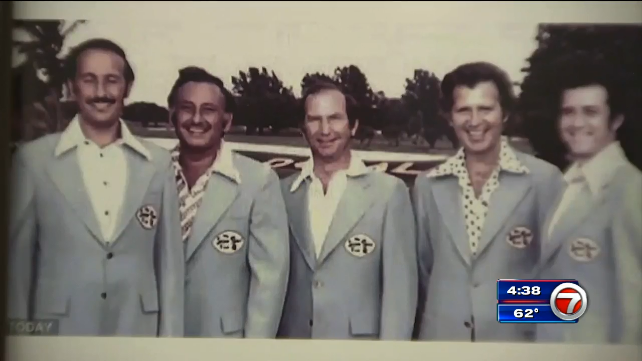 Group of 5 Super Bowl super fans have been to all 53 games - WSVN 7News ...