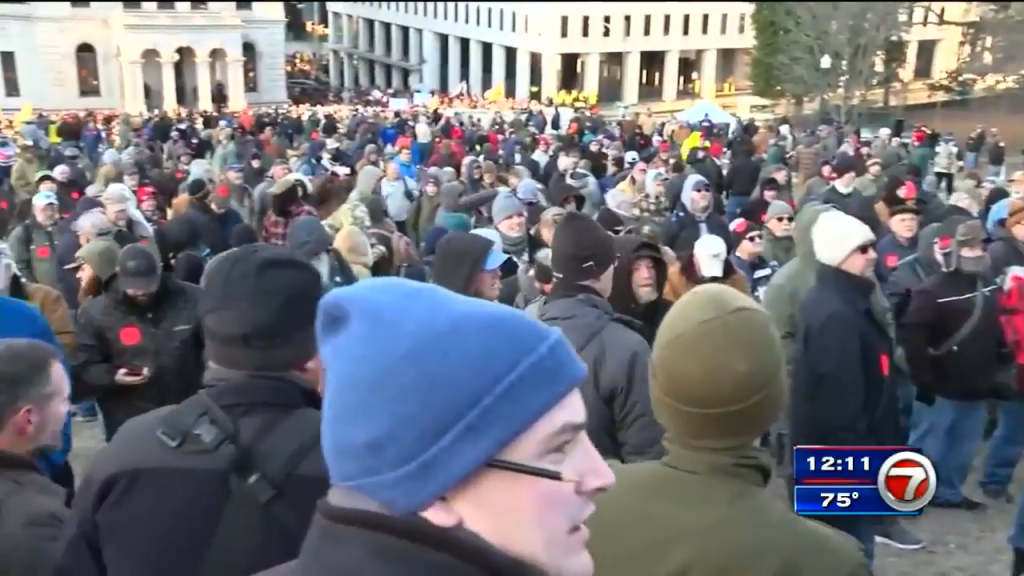 Pro-gun rally by thousands in Virginia ends peacefully – WSVN 7News ...