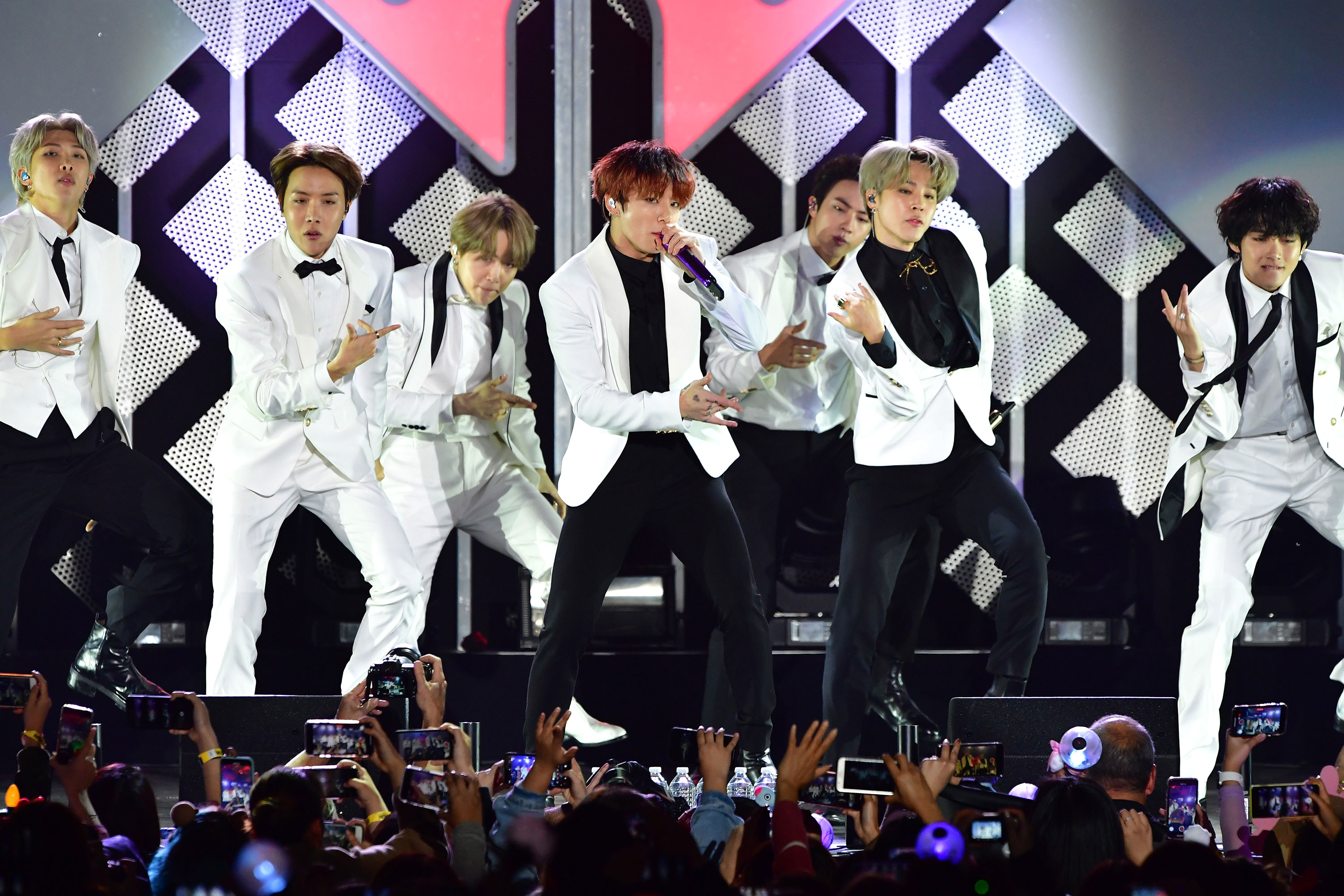 K-pop megastars BTS announce 2020 ‘Map of the Soul’ world tour - WSVN ...