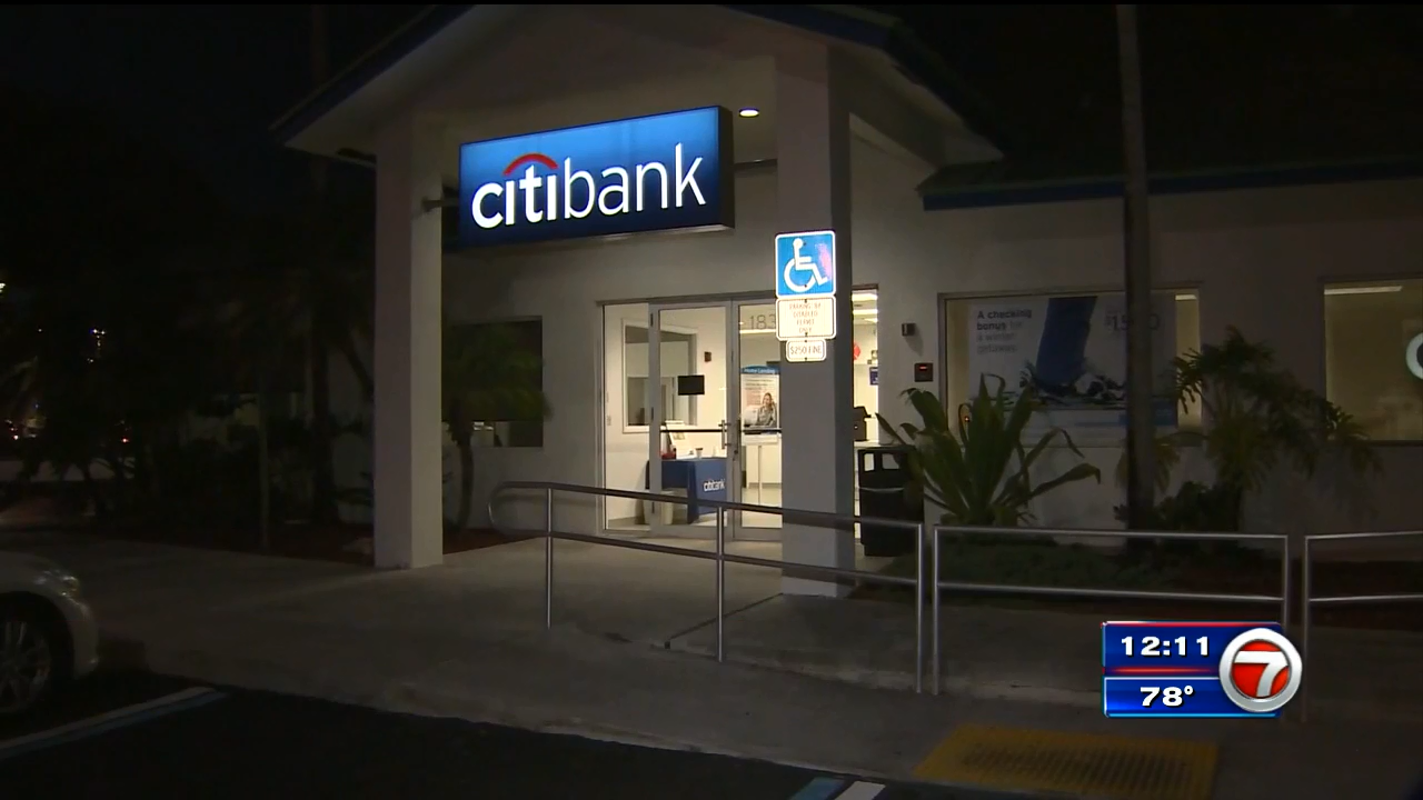 2 arrested in connection to 4 South Florida bank robberies - WSVN 7News ...
