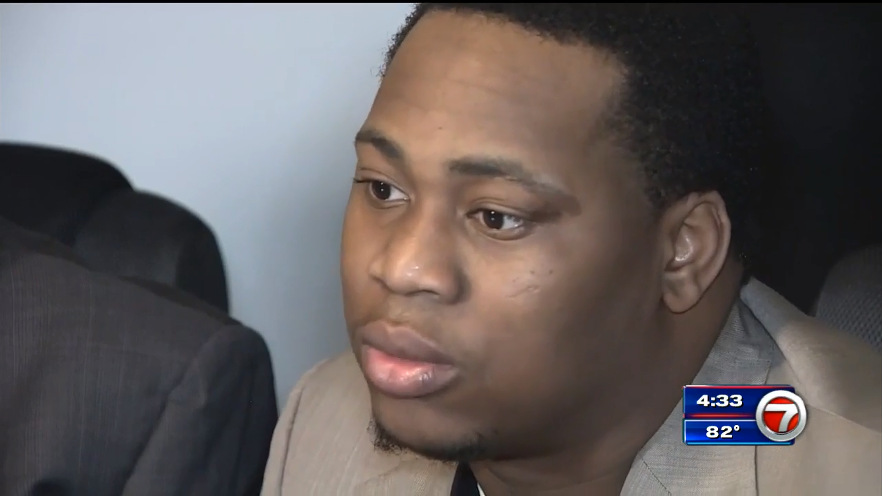 Prosecutors drop murder charges against former high school football ...