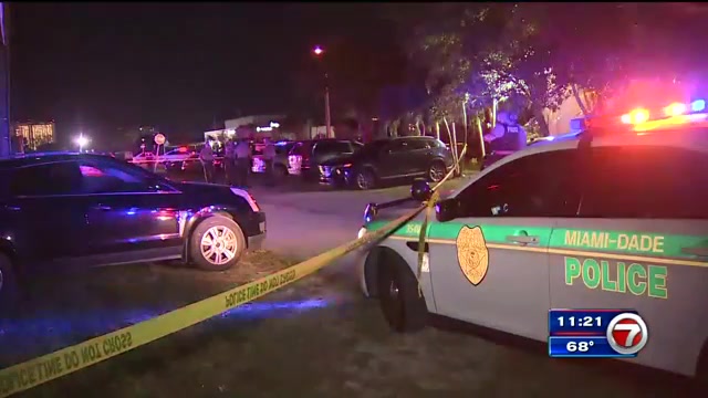 3 Hospitalized After Shooting Outside Ne Miami Dade Funeral Home Wsvn