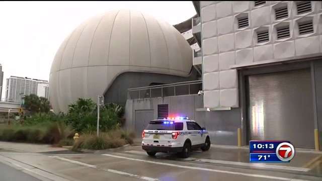 Thief damages ATM at Frost Museum of Science, swipes items from store ...